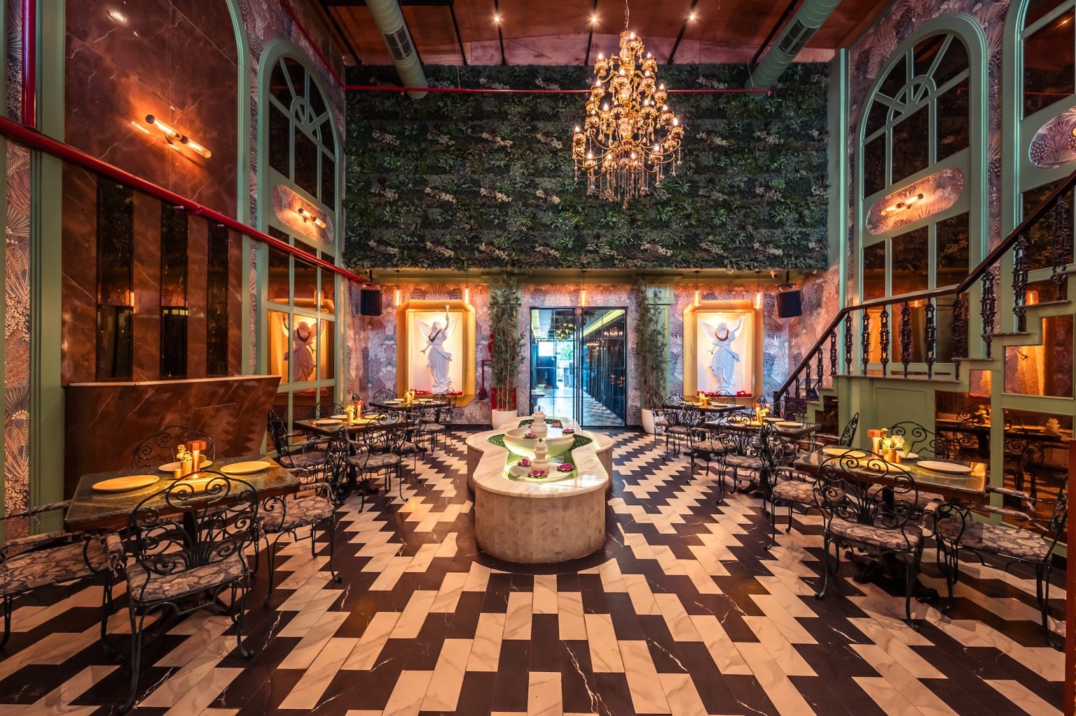 Cedar – Restaurant - CRC Hospitality